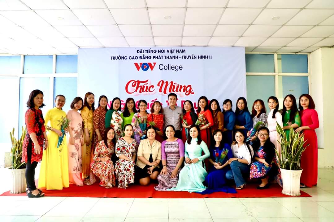 Kỷ niệm ngày 08/3/2023 ở trường VOV College | vov.edu.vn