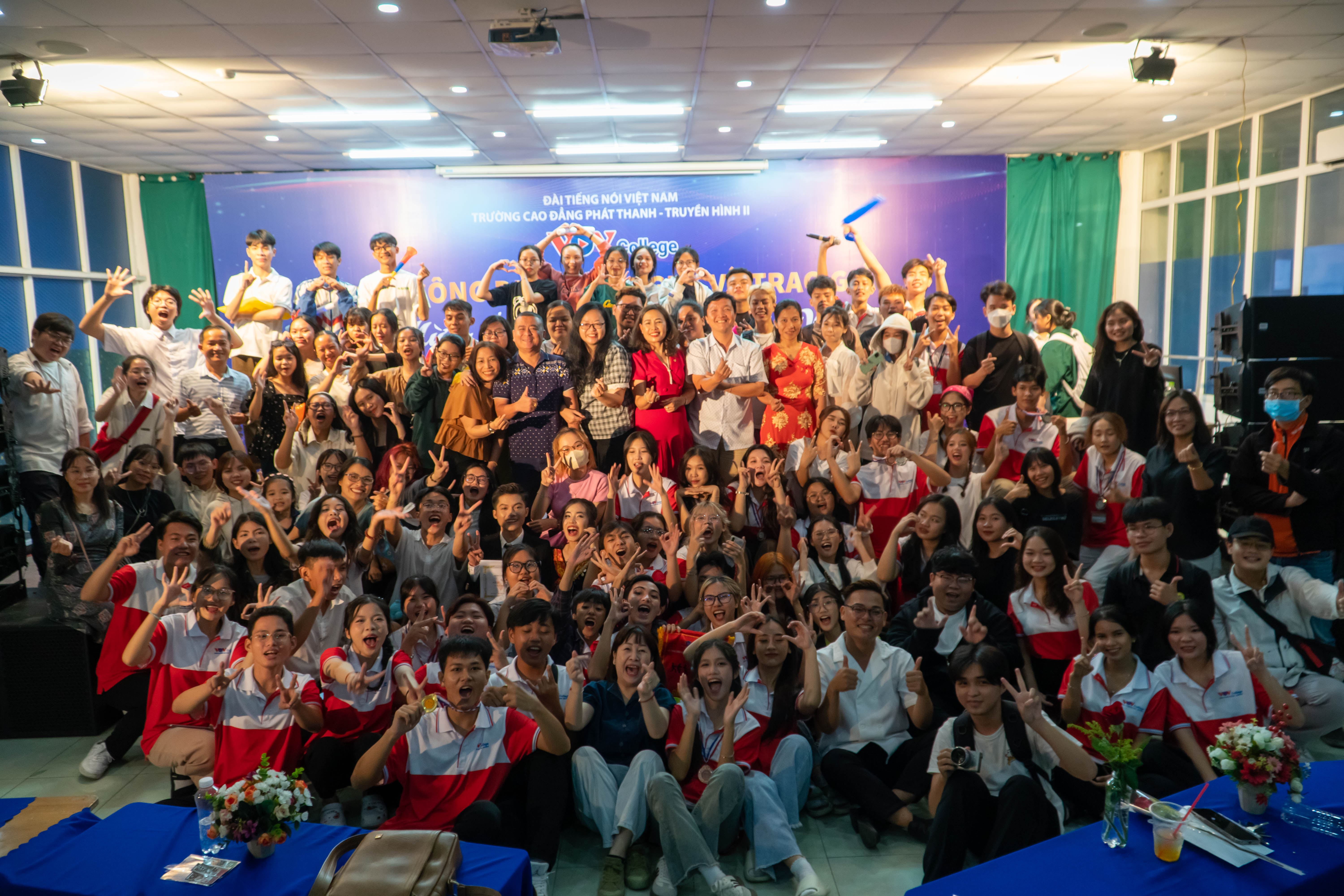 VOV College tổ chức Đêm công diễn văn nghệ và trao giải hội thao, văn ...